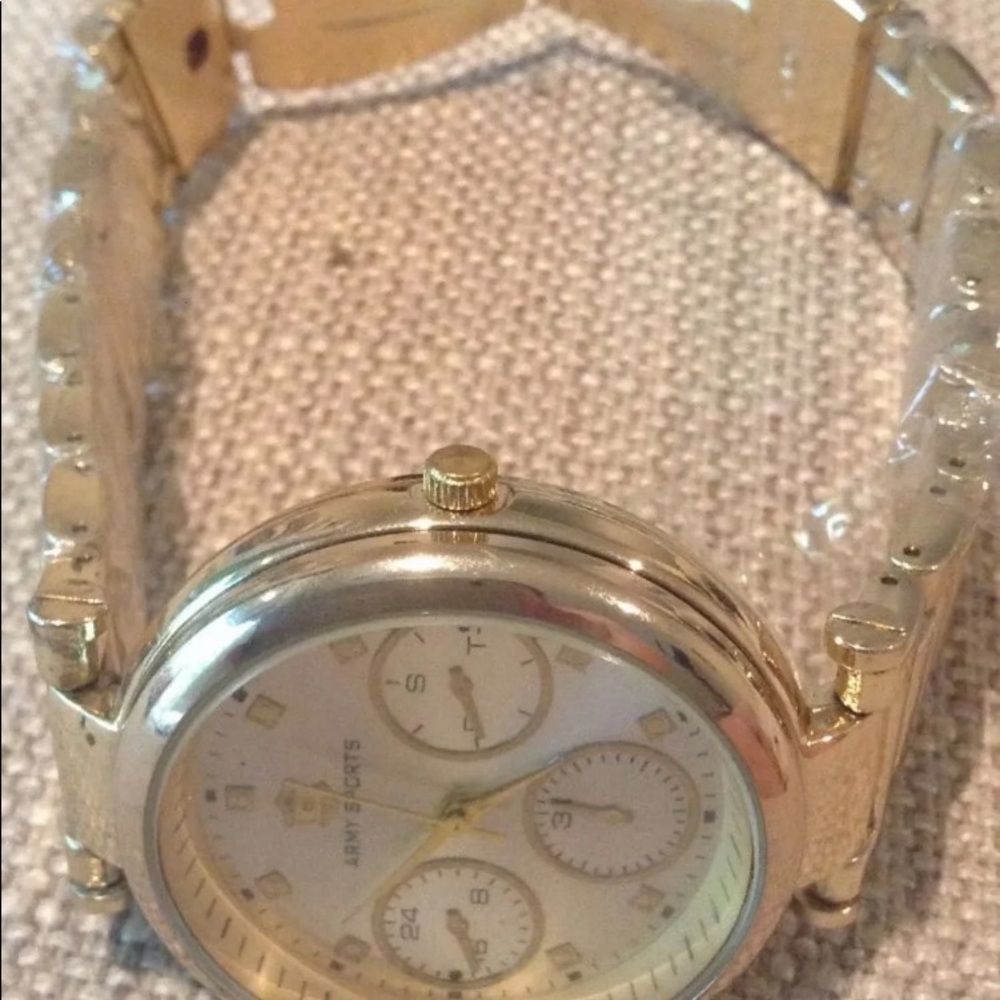 Brand New Army Sports Men’s Watch- Gold Color - Gem